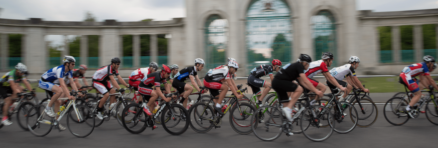 Holly Elliott - Perfect Motion